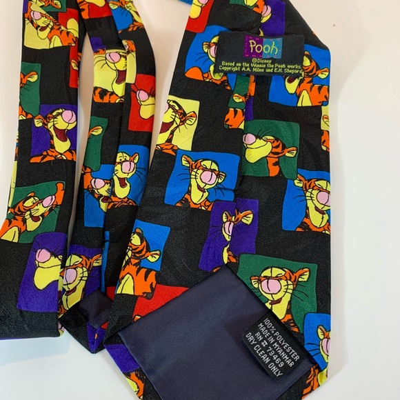 Disney | Accessories | Vintage Disney Winnie The Pooh Tigger Neck Tie ...